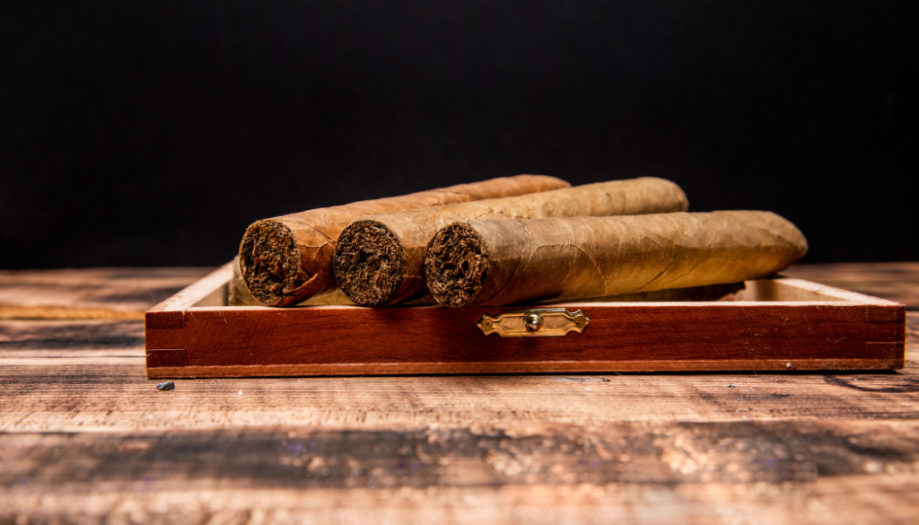 How to Curate the Perfect Cigar Menu for Your New Year’s Eve Bash - LM ...